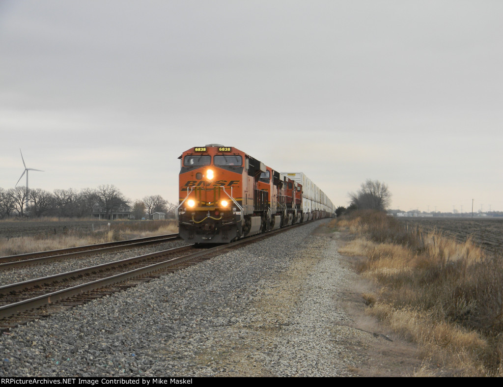 BNSF 6838